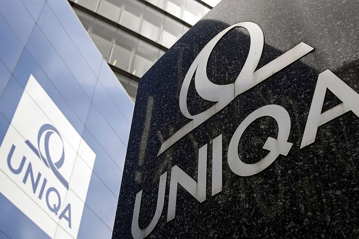 Компания UNIQA Insurance Group купит активы AXA Group